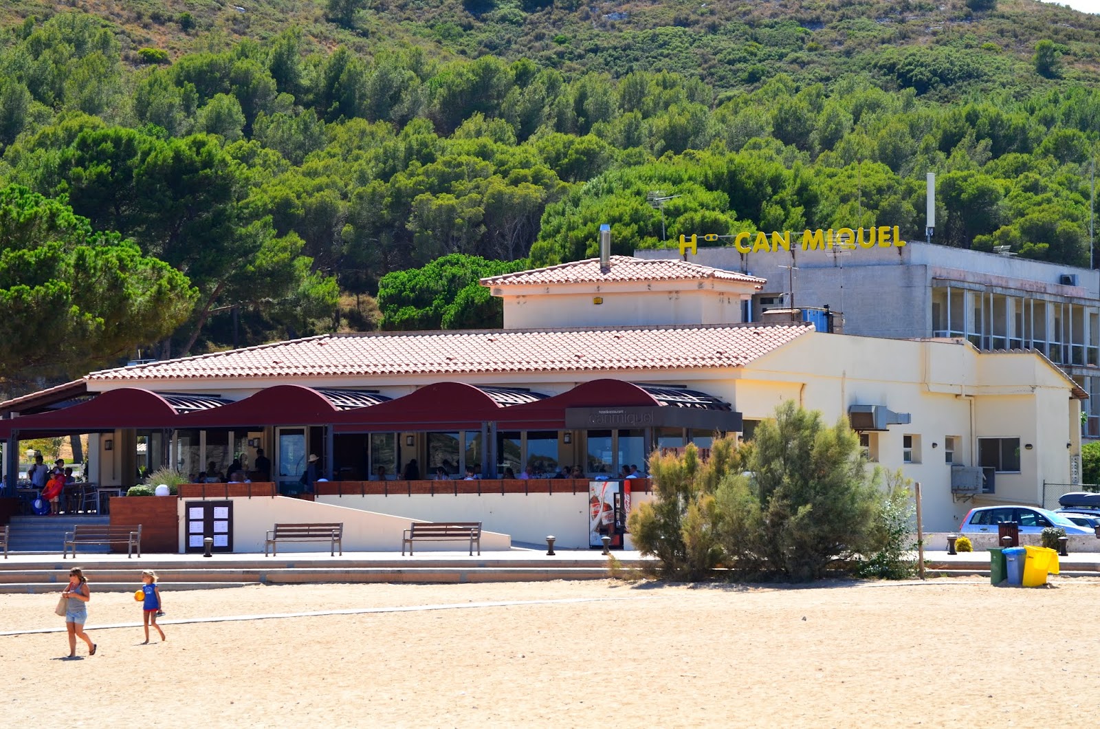 Layman's London: Can Miquel, Platja de Montgó, L'Escala, Catalonia
