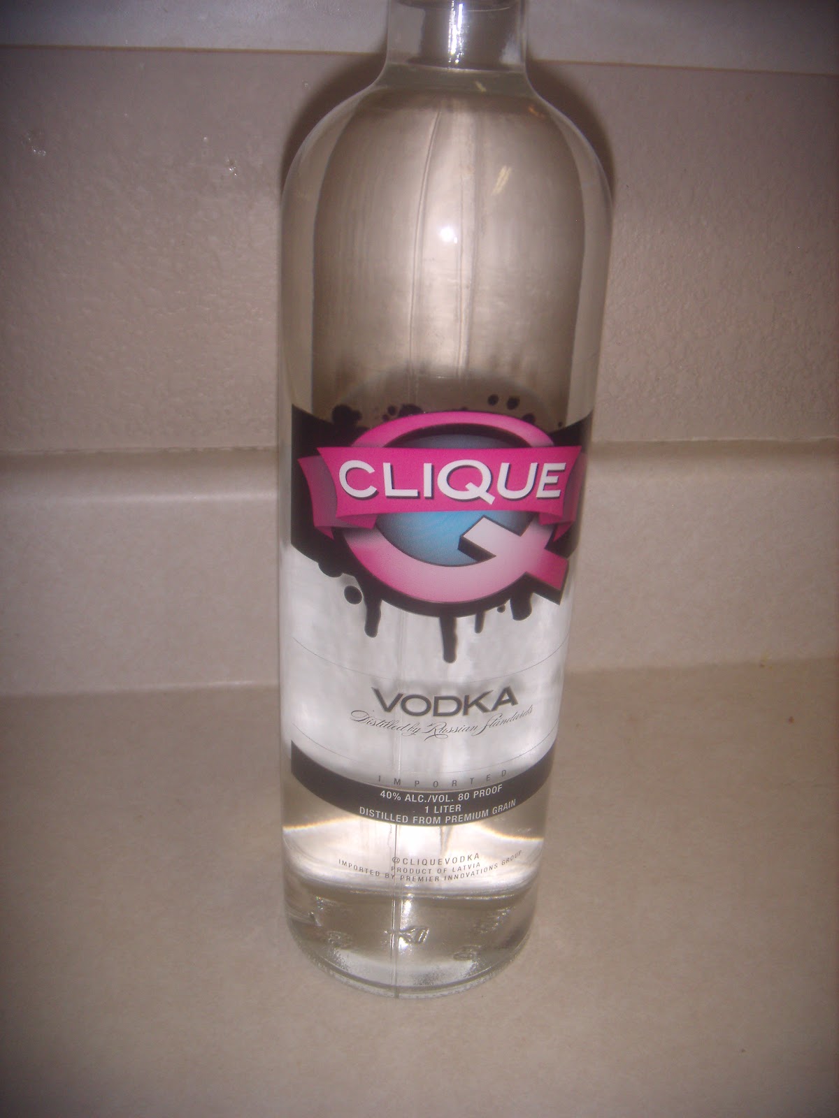 Mommie of 2: Clique Vodka Review