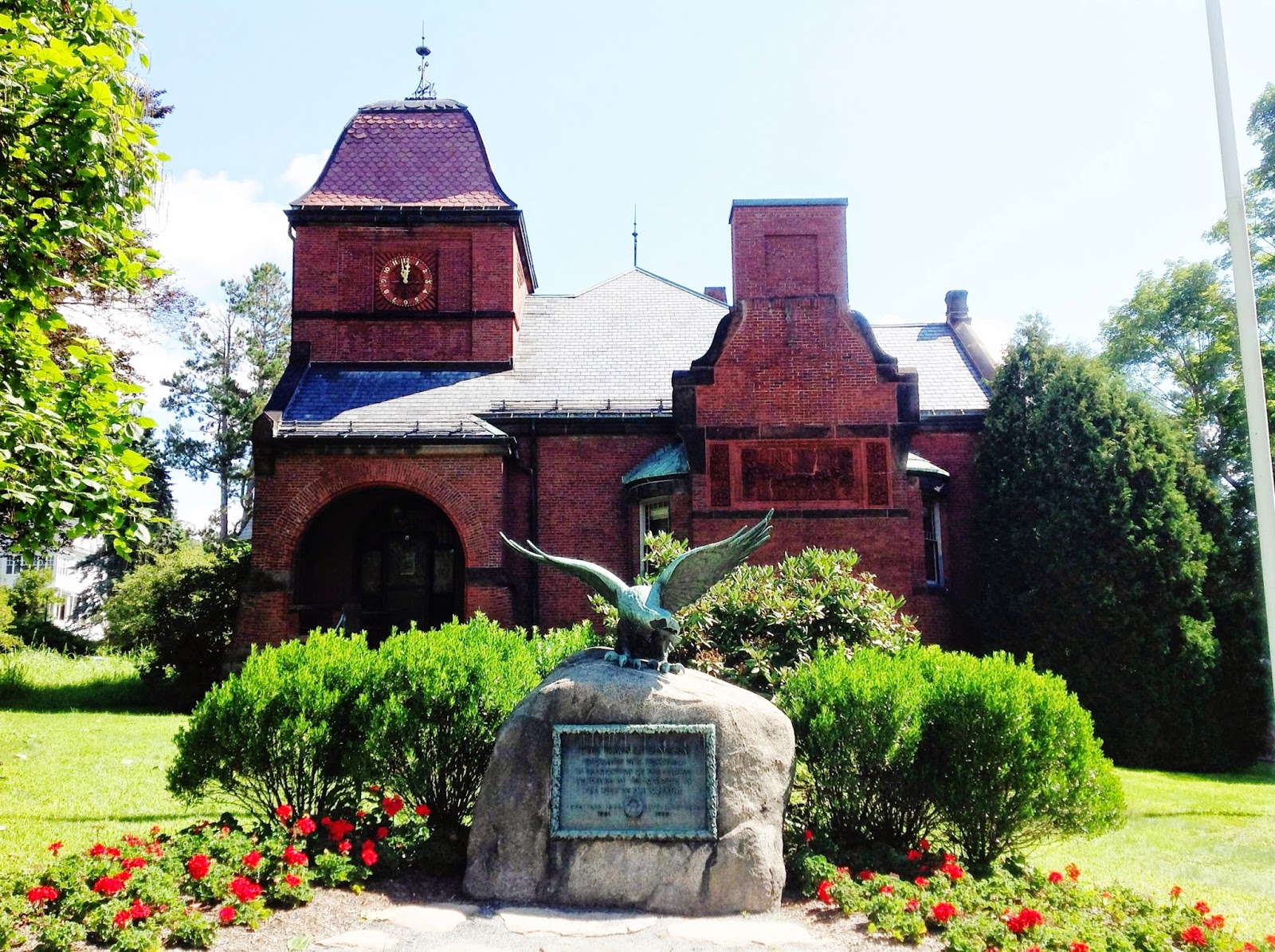 Life From The Roots: Lincoln Public Library, Lincoln, Massachusetts ...