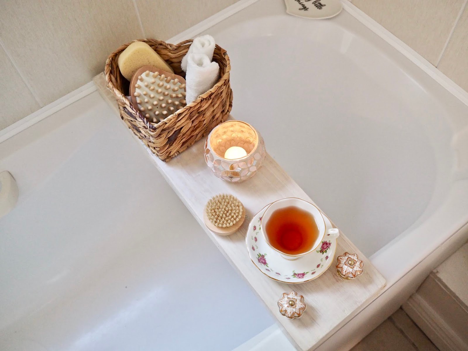 DIY Bath Caddy - Dainty Dress Diaries