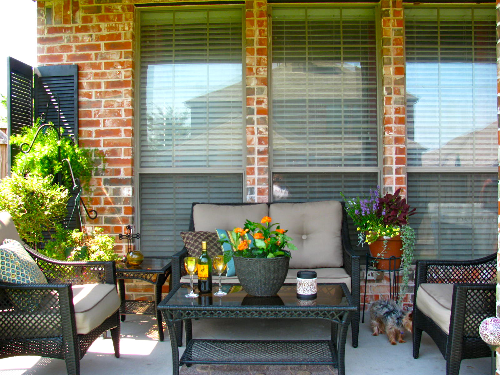 MAY DAYS: A Small Patio Makeover