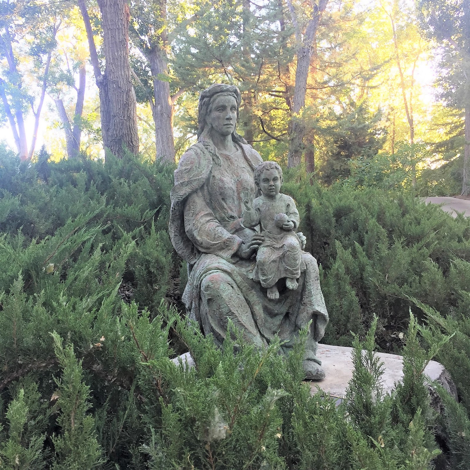 Souvenir Chronicles: VALYERMO, CALIFORNIA: ST. ANDREW'S ABBEY AND A ...