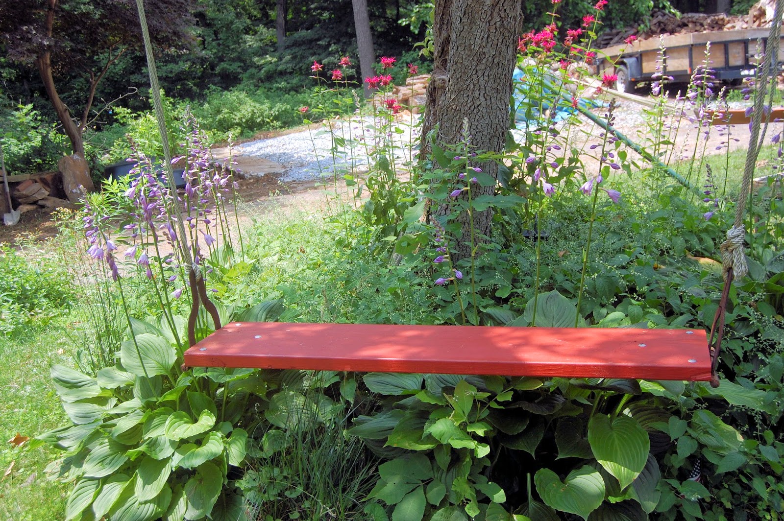 The Bumbling Gardenista: Garden Perch