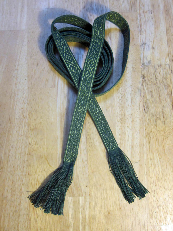 of Warp and Weft: A Viking belt based on the Birka B21 band; 800-975 CE ...