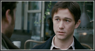 News: Gordon-Levitt responds to Robin rumours