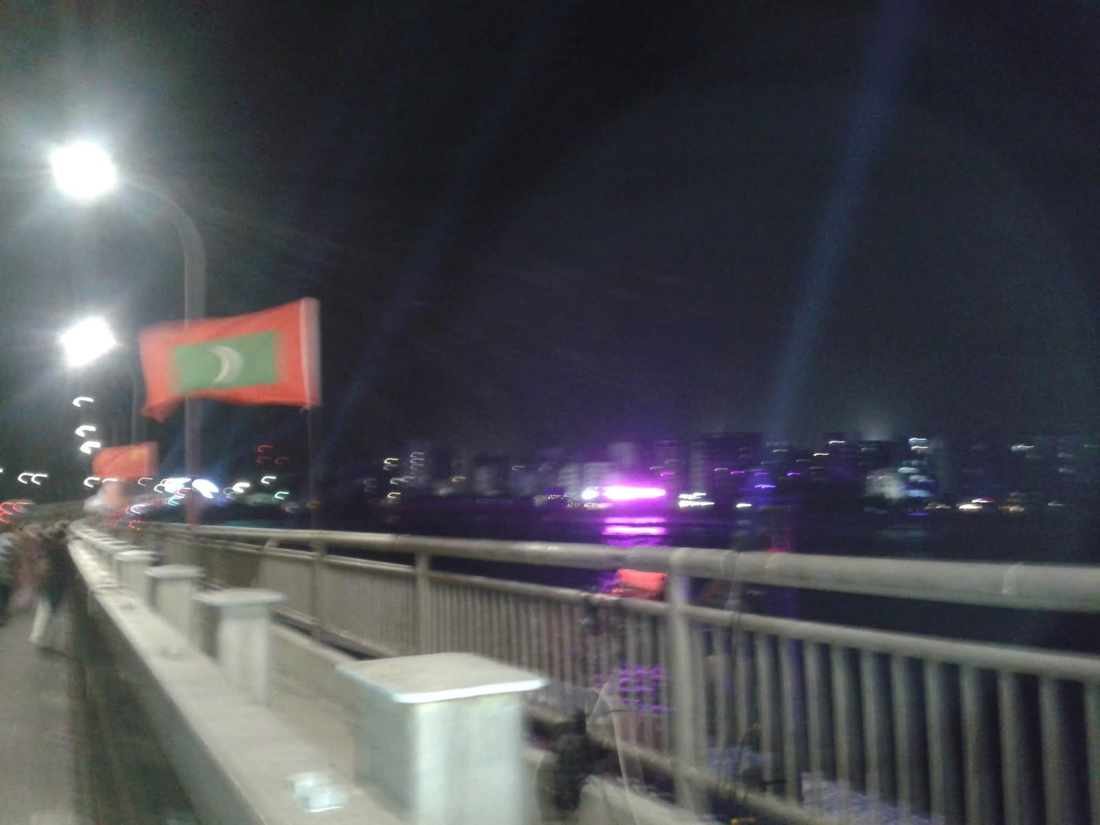 Naheez Thawfeeg's Blog: Sinamale' Bridge