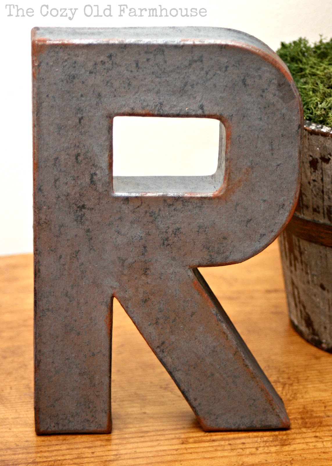 The Cozy Old "Farmhouse": DIY Faux Metal Industrial Letters