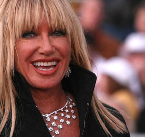 Suzanne Somers Hairstyles Pictures | Celebrity Hair Cuts