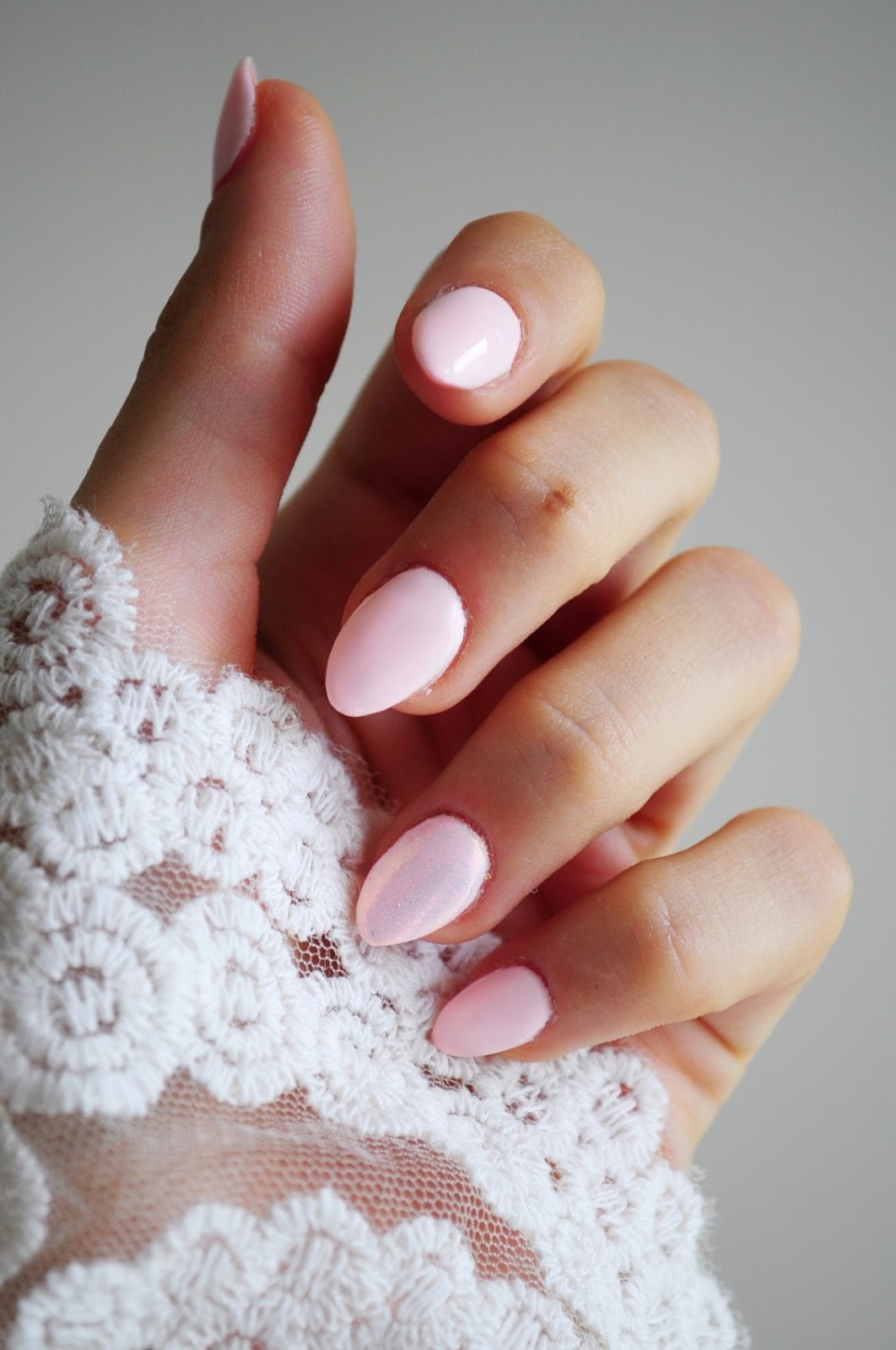 MANICURE HYBRYDOWY SEMILAC | 054 Pale Peach Glow | D a s h i a a