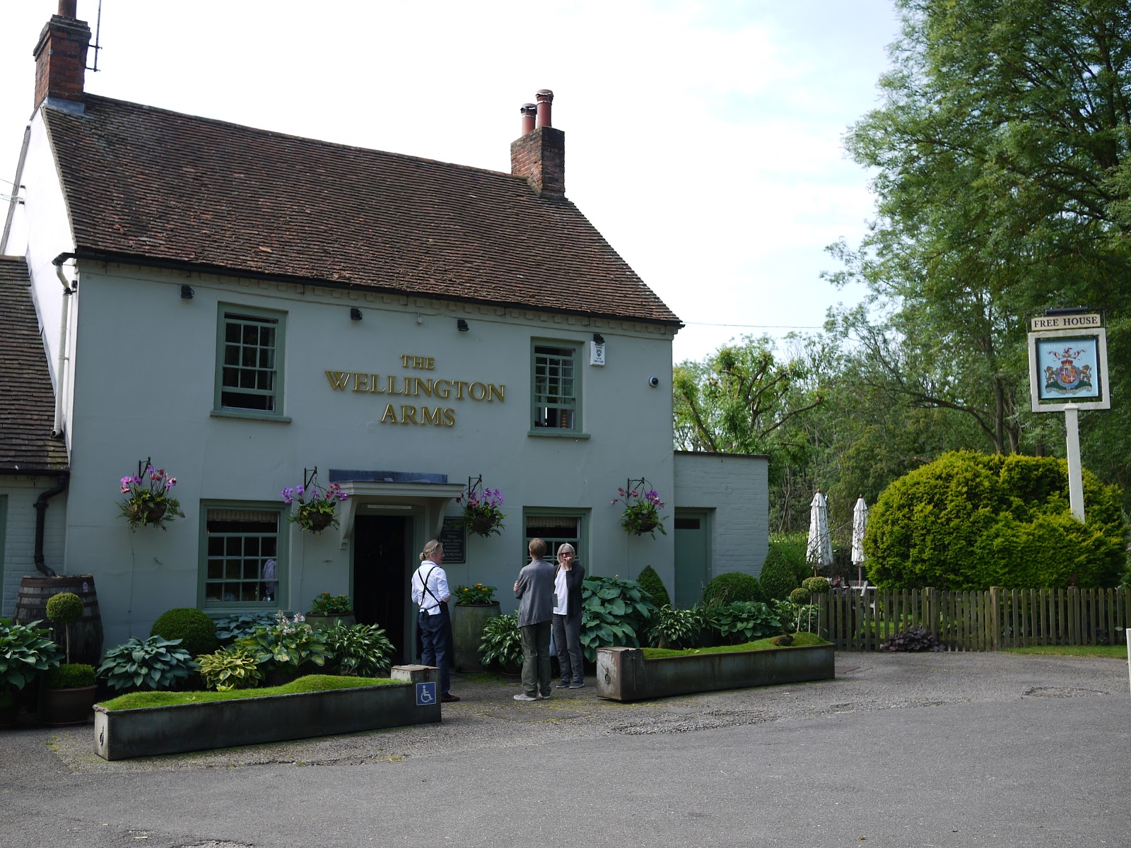 Cheese and Biscuits: The Wellington Arms, Baughurst