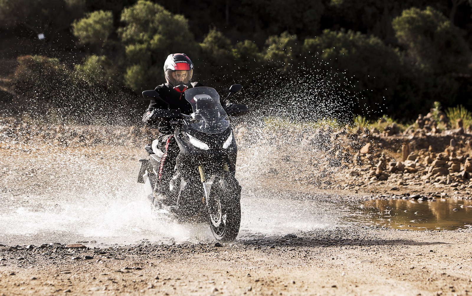 Honda X ADV: Versátil em qualquer terreno