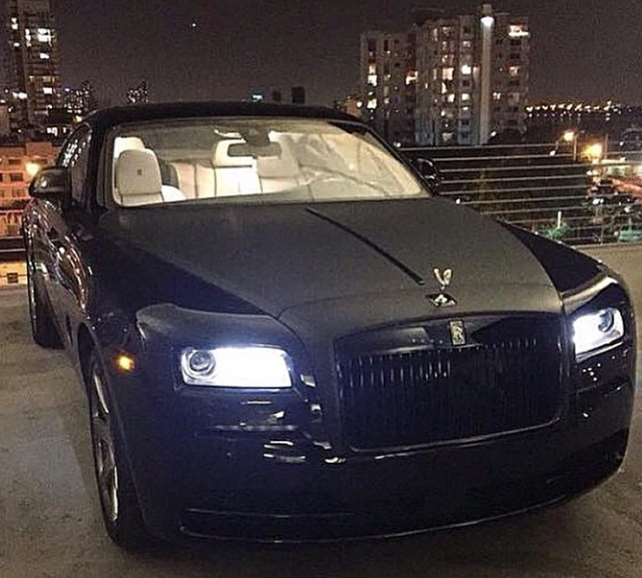 Luxury Cars: Rolls Royce Black Edition Luxury Car