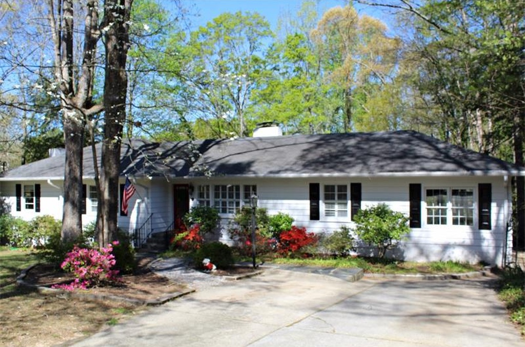 Ten June: Goodbye to Our Beloved House