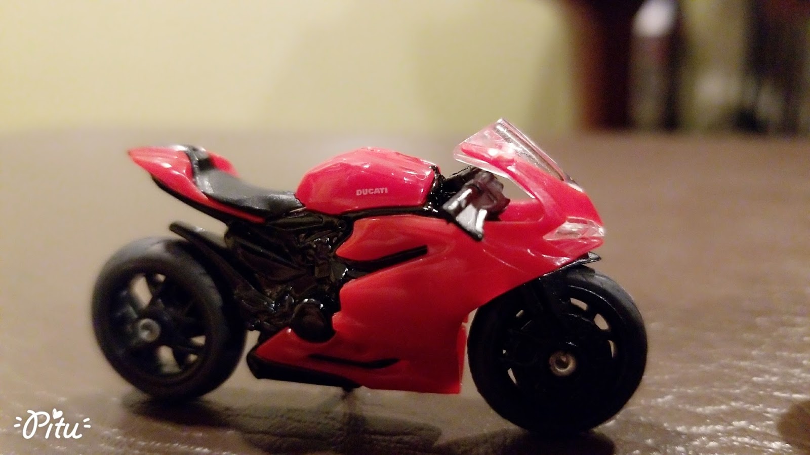 Isaac's Creative & Motorized World: Suped-Up Motorcycles