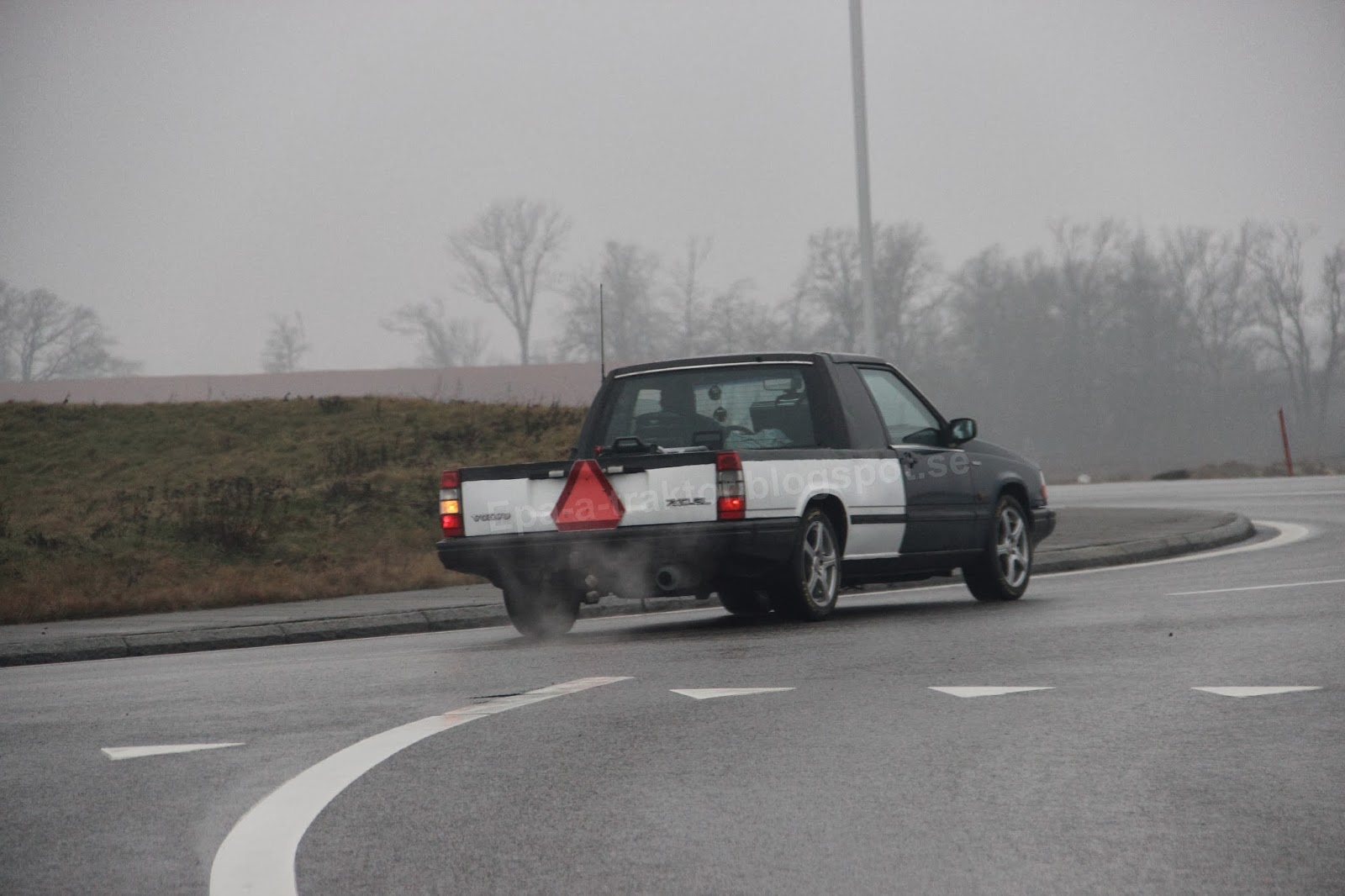 Epa- & A-traktorer: Volvo 745 - Kapad