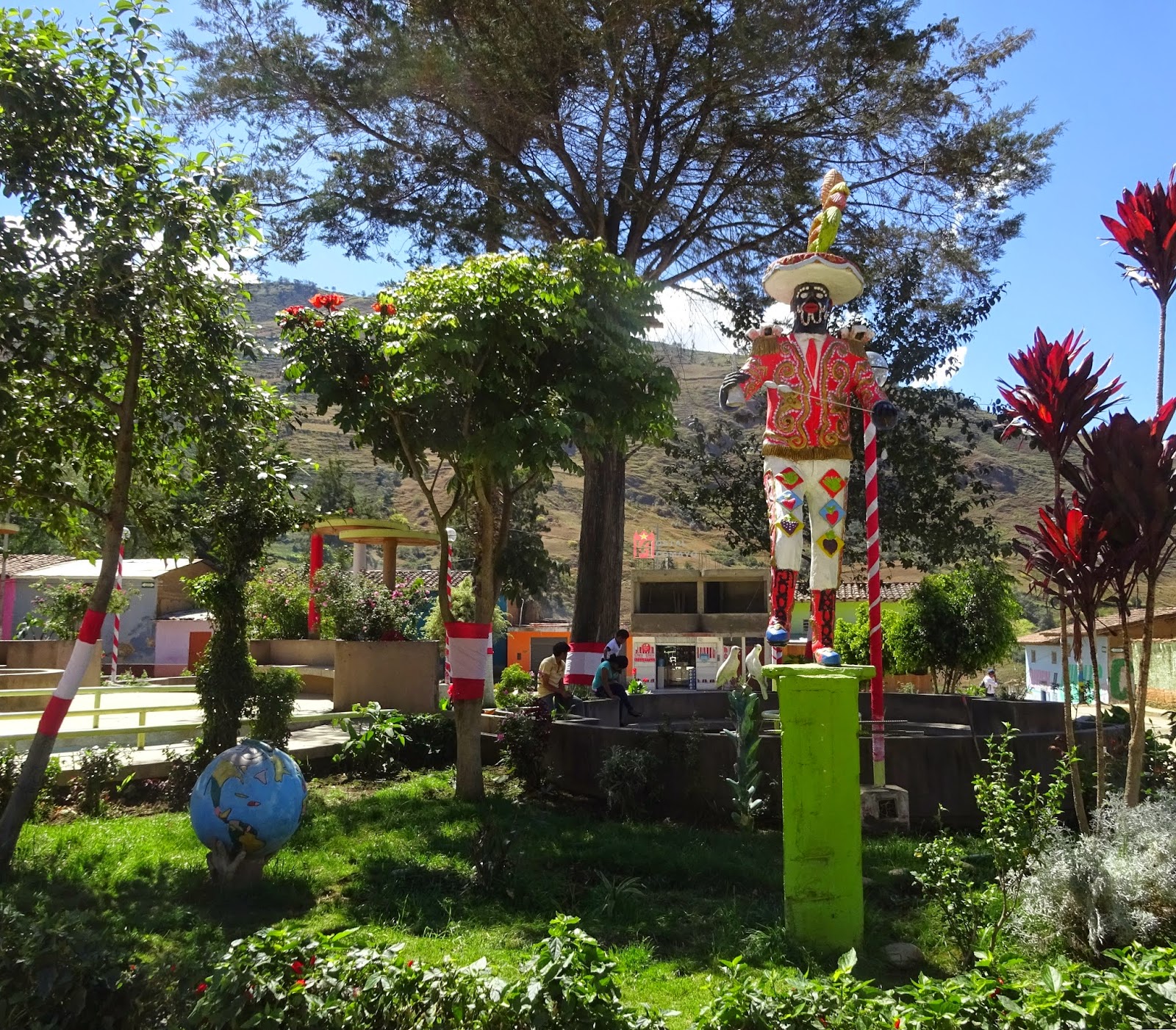 DISTRITO DE CHINCHAO - TURISMO - HOSTAL ACOMAYO