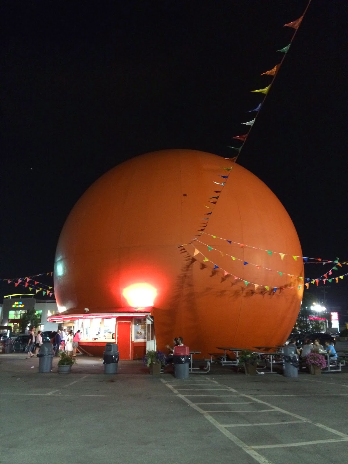 Poutine From Gibeau Orange Julep / ジボーオレンジジュレップのプーティン ~ I'm Made of ...