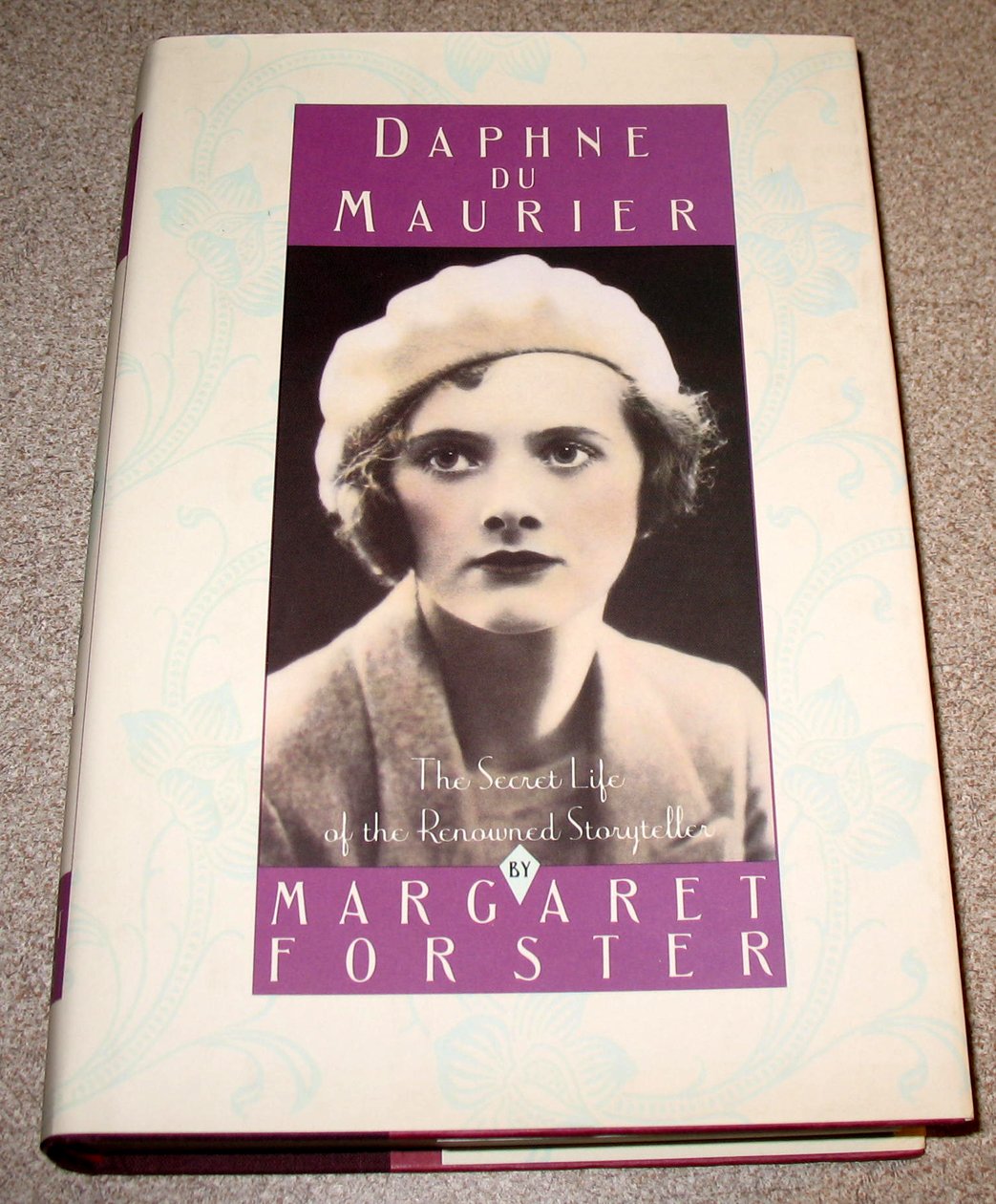 Girl Carbonated: Daphne du Maurier: The Secret Life of the Renowned ...