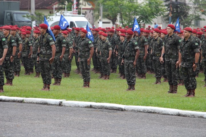 Folha do Iguassú: "Brasil Acima de Tudo!" - Brigada de Infantaria ...