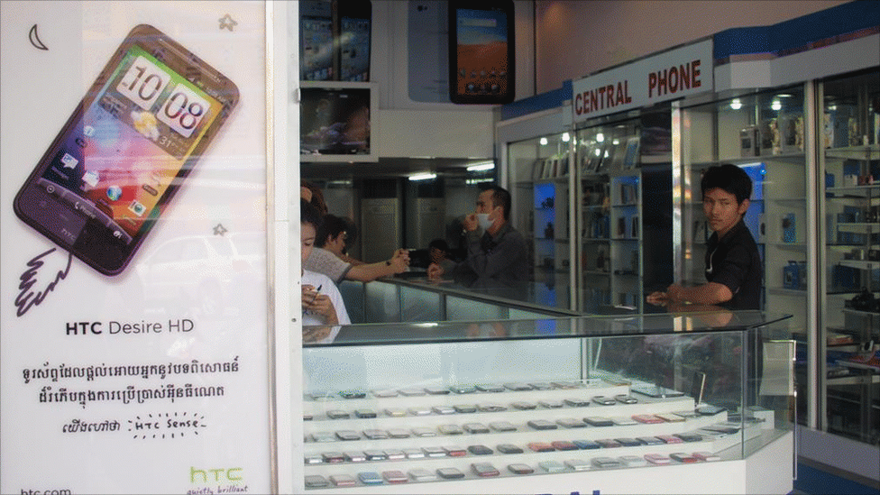 KI Media: Cambodia's booming mobile phone market