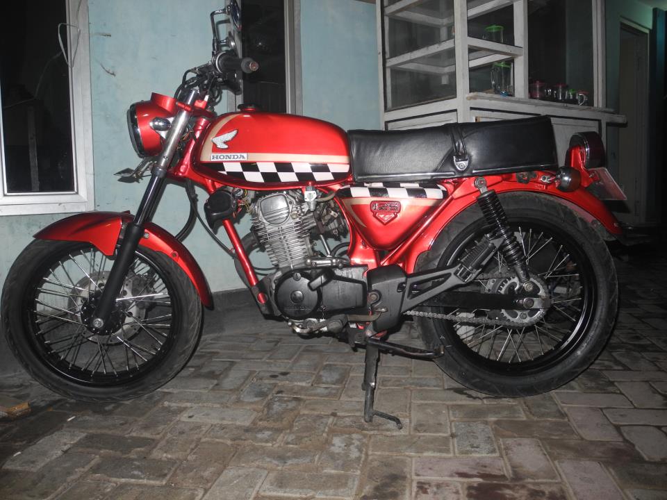 Modifikasi cb 100 125 150 classic glatik airbrush antik ala harley ...