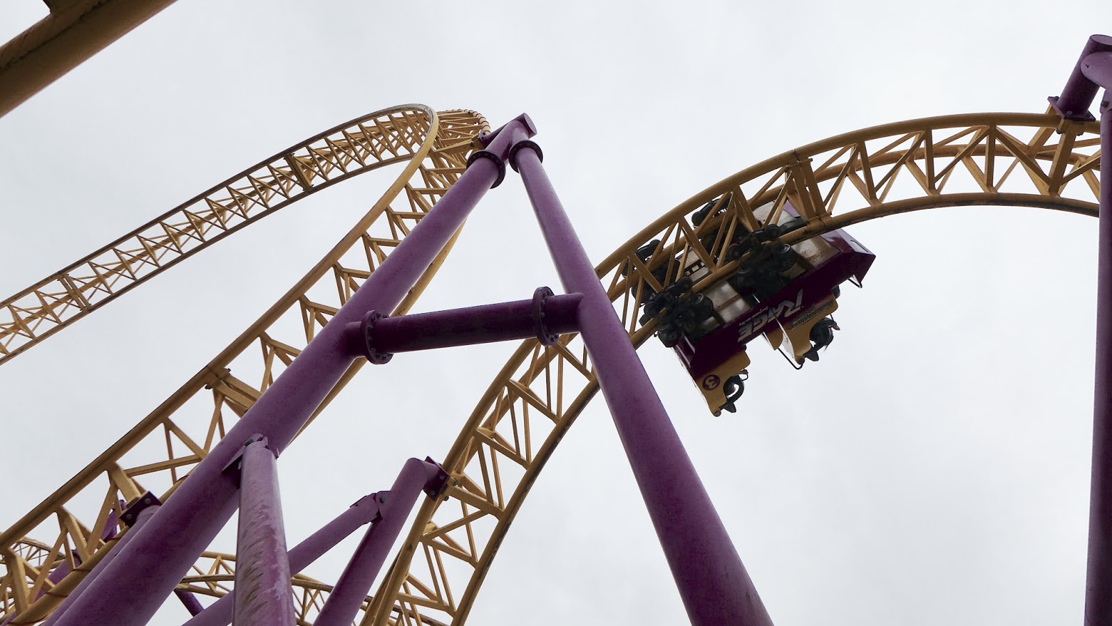 Attraction Review: Adventure Island