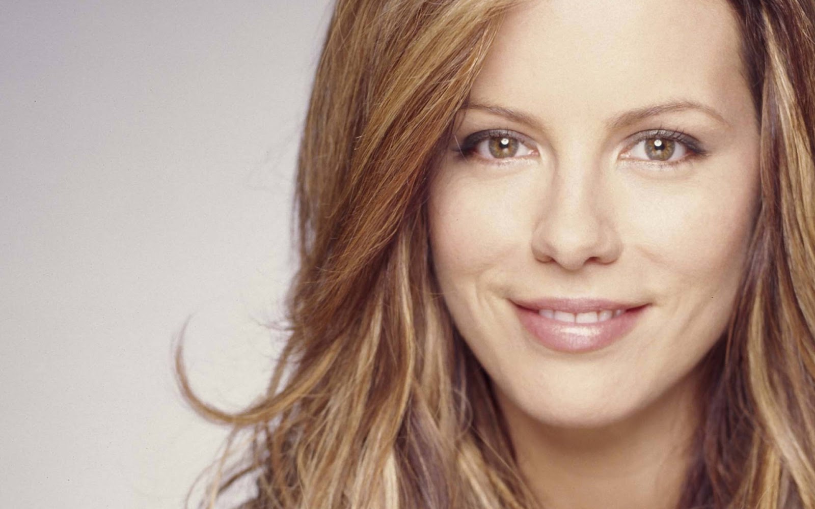 Kate Beckinsale Sims 2 Download | 6k pics