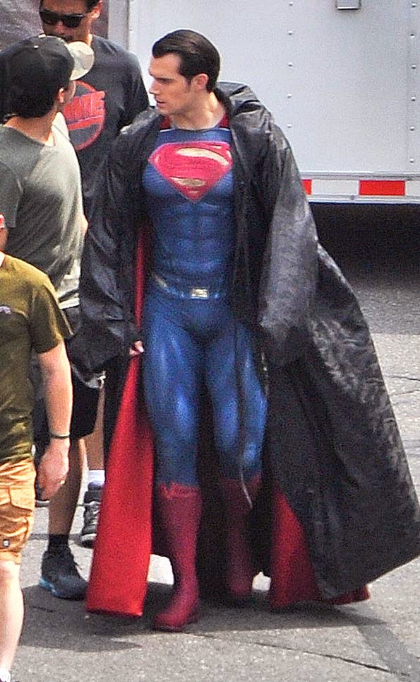 Los Ojos del Espectador: Nueva imagen del traje de Superman en el ...