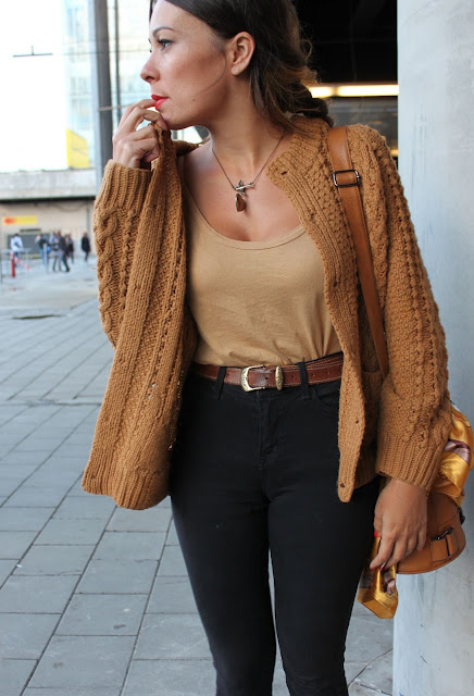 Fashion/Shopping/You: ★ Sexy Brown (people street style)