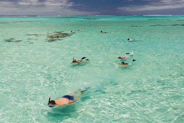 Queensland Brides: 4 Hot Honeymoon Packages from the Cook Islands