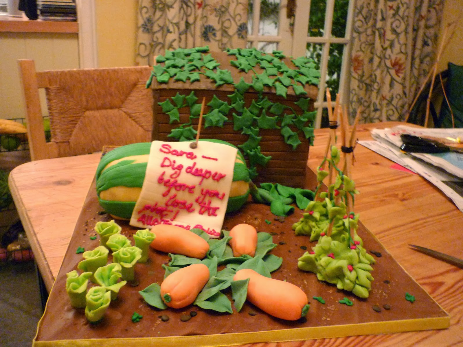 THE GRØNMARK BLOG: Asked for a Star Wars-themed cake, Safeway really ...