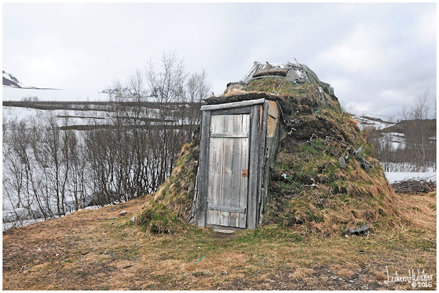 NORGE.nl: Kvænangsfjellet ''gamme Samisk'' Storsvingen inside