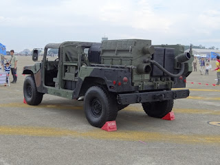 Blair's 軍事,警察及消防攝影: M56 Coyote Smoke Generator 土狼式渦輪發煙車
