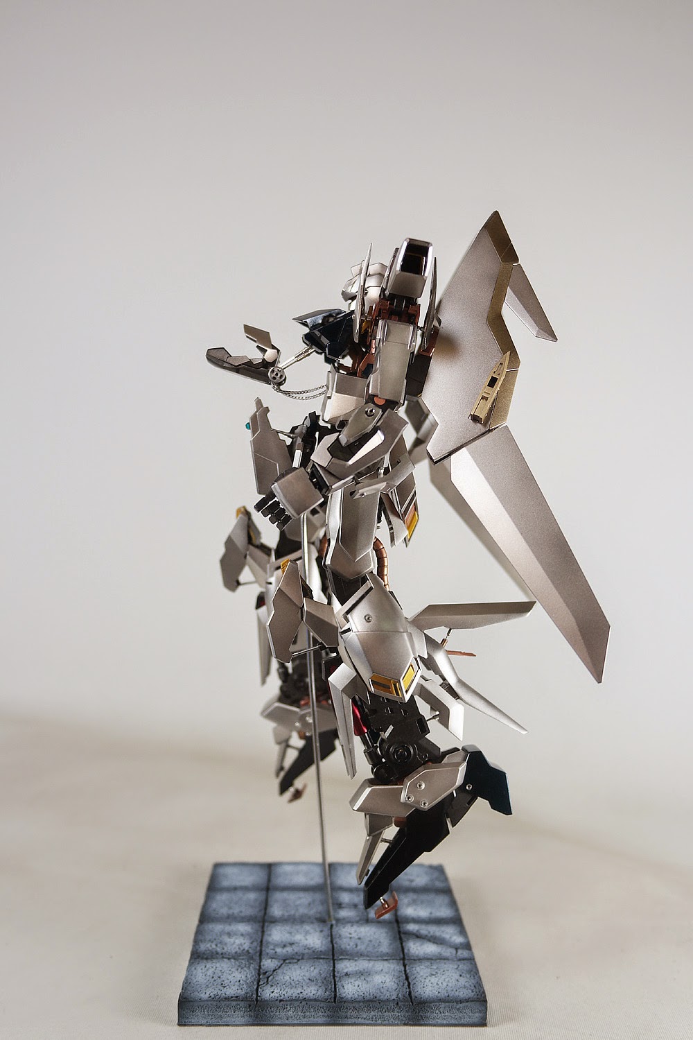 GUNDAM GUY: MG 1/100 Delta Plus [Open Hatch] - Custom Build