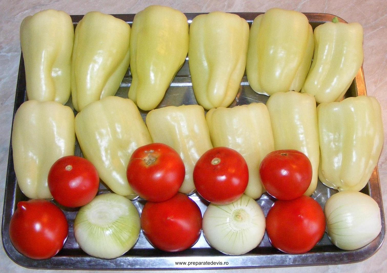 Ardei umpluti cu carne | Preparatedevis.ro