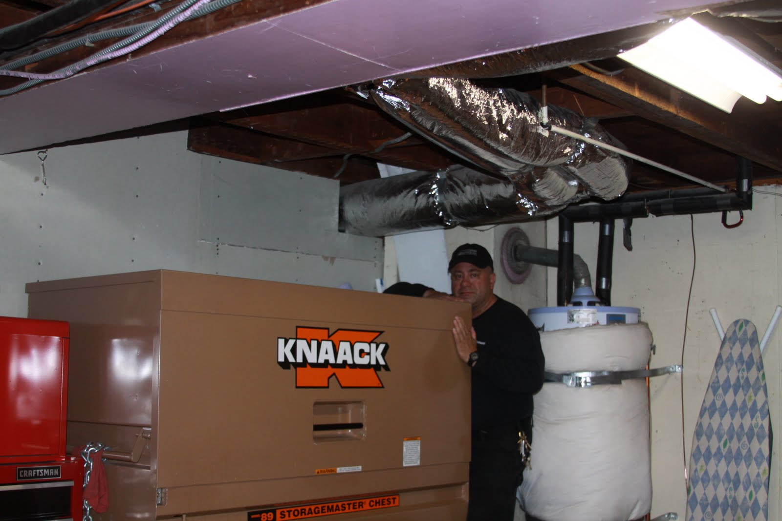 Karl Camera: Knaack Tool chest