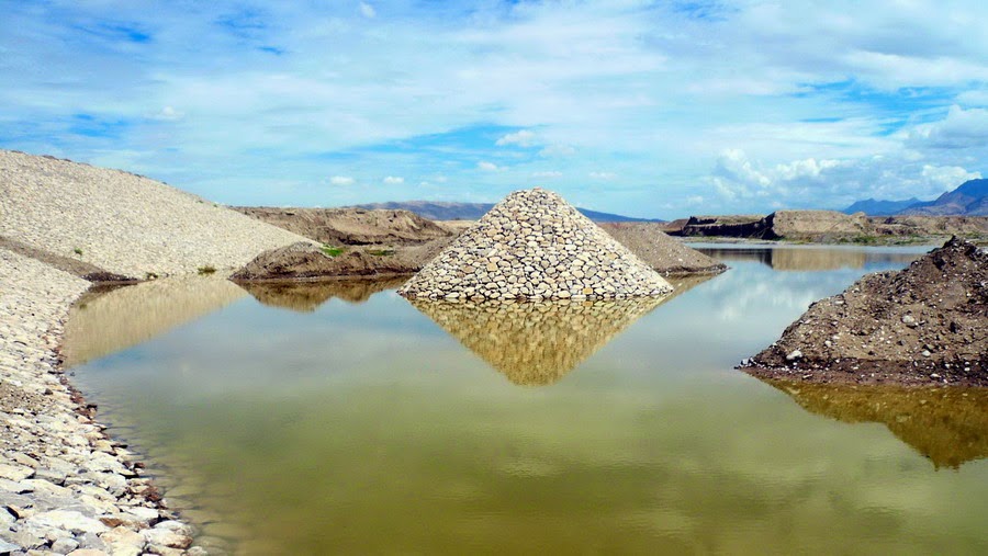 Grow Pakistan!: BOSTON DAM BALOCHISTAN