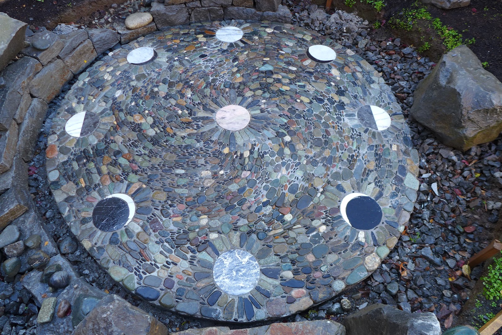 Jeffrey Bale's World of Gardens: The Phases of the Moon Mosaic