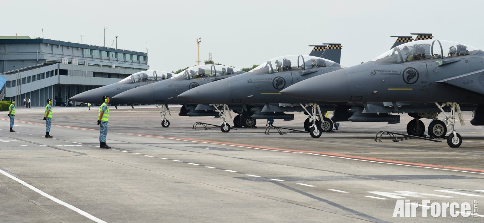 If Only Singaporeans Stopped to Think: RSAF's F-15SG declared fully ...