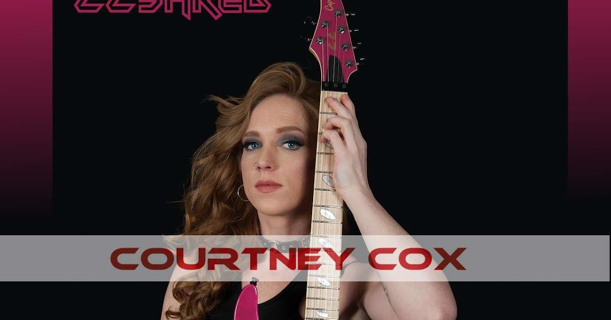 Courtney Cox: Unveils the stunning Caparison signature guitar #horus-m3CC