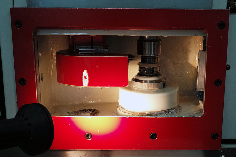 LEICA Barnack Berek Blog: MAKING CAMERAS AND LENSES THE LEICA WAY