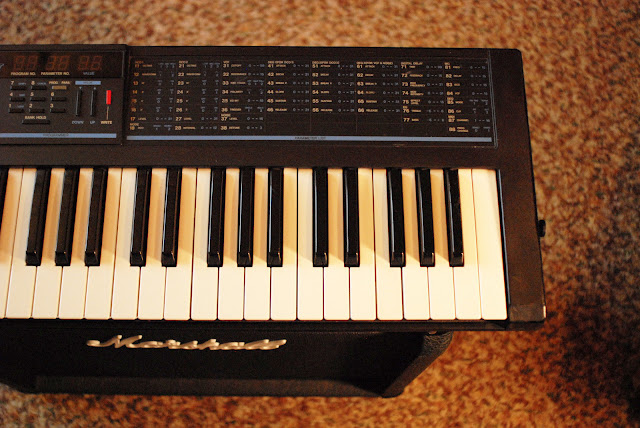 MATRIXSYNTH: Korg Poly 800 II vintage analog polyphonic synthesizer w ...