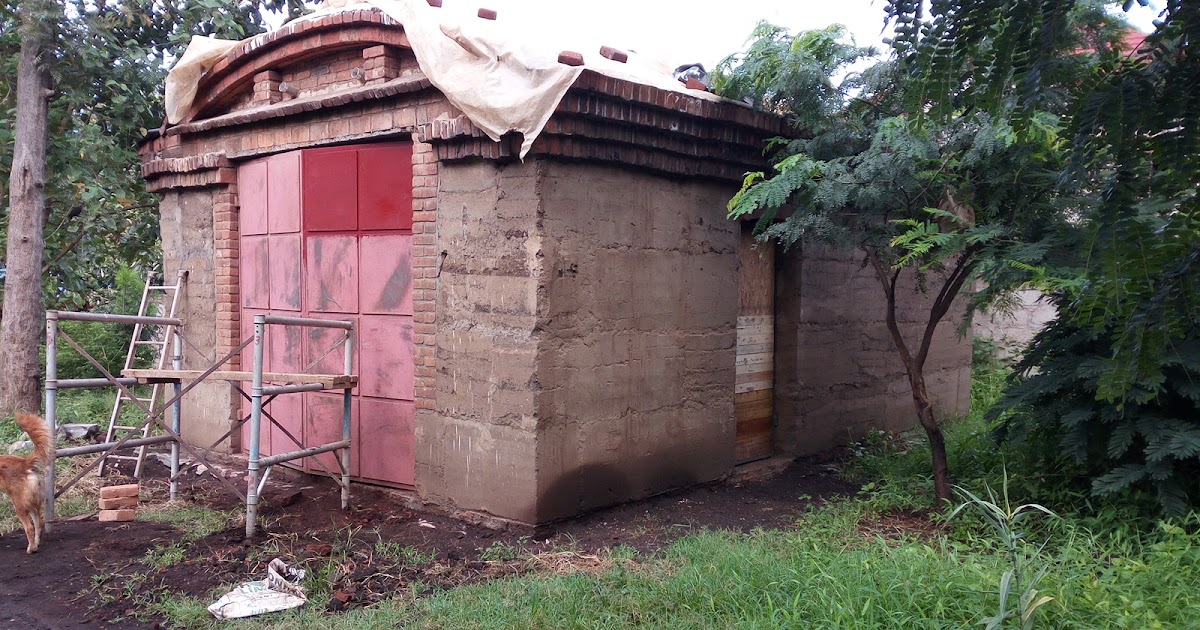 Alternative Building Construction : Maize storeage shed