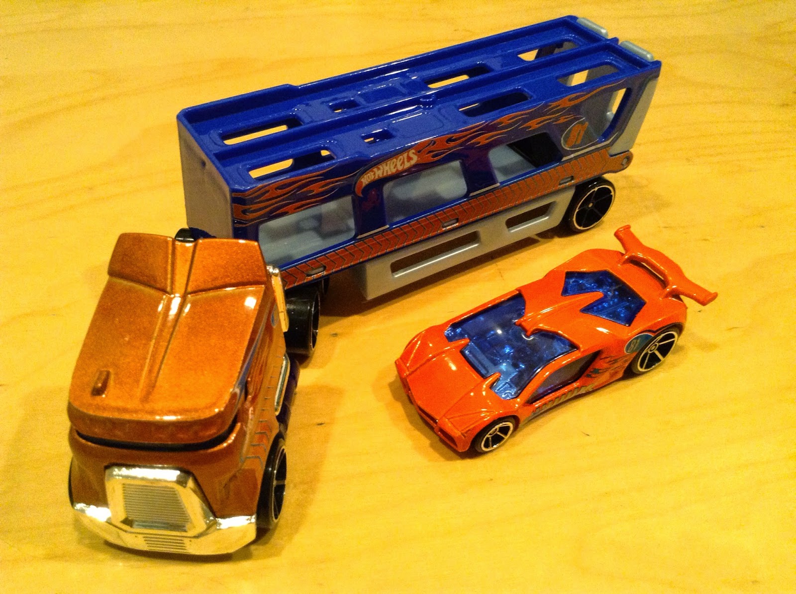 JULIAN'S HOT WHEELS BLOG: Road Rally & Impavido 1