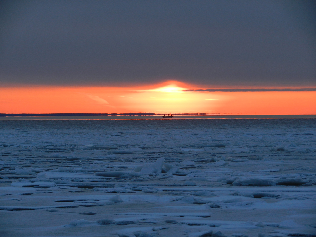 Fishing & Hunting in Oswego County, NY: Early Ice Out on the Oneida River