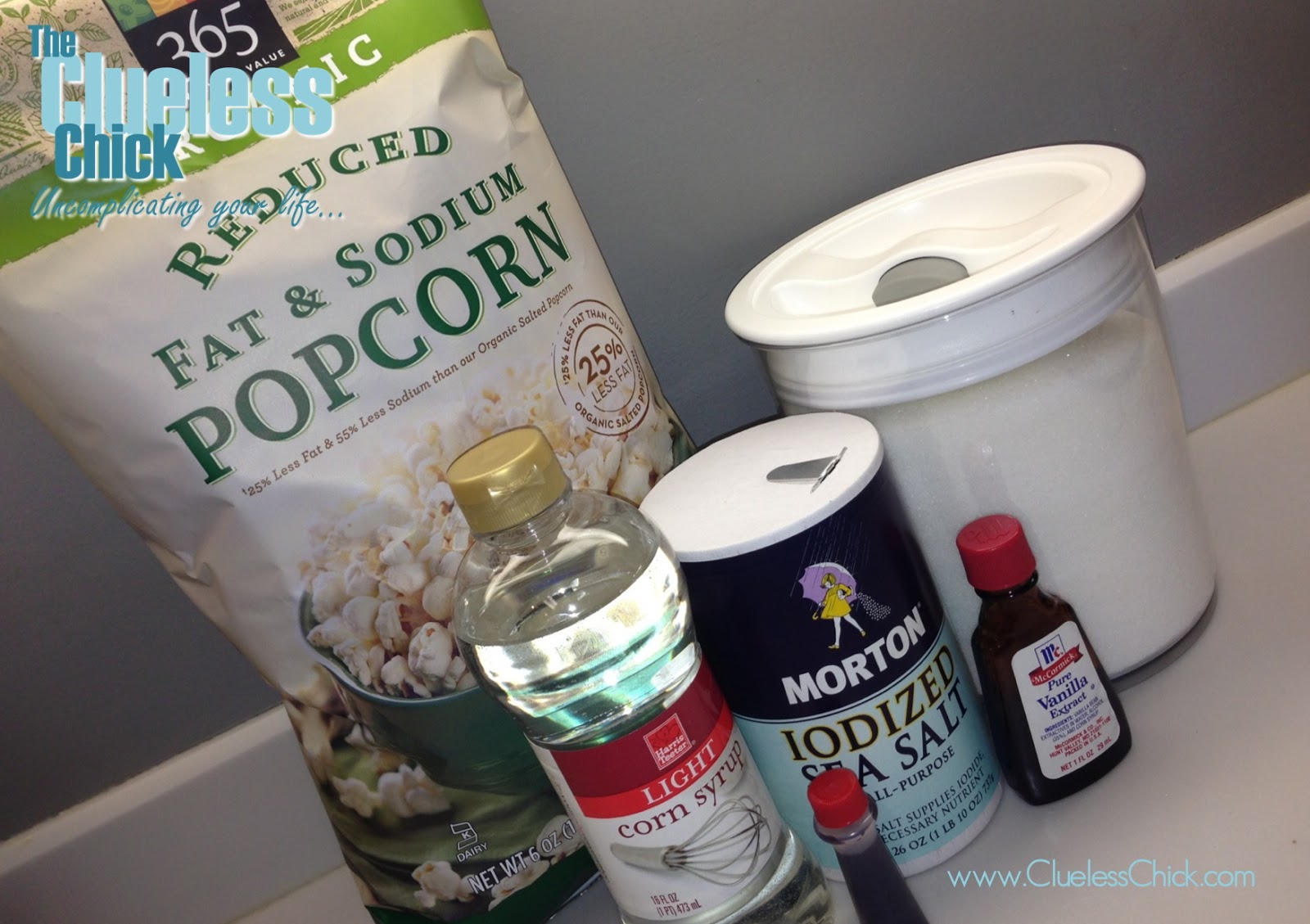 The Clueless Chick: Pink Popcorn Cones