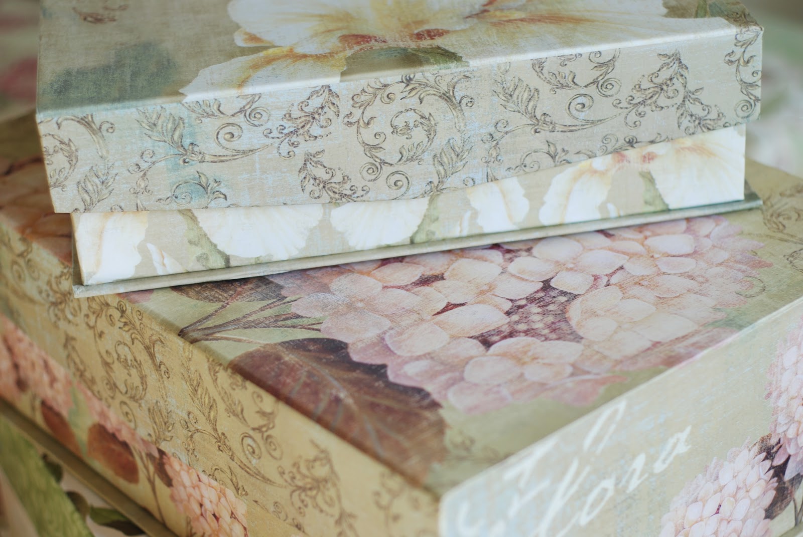 Jennelise: Beautiful Boxes