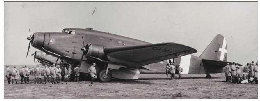 Guerra abierta: Savoia Marchetti SM.75/82
