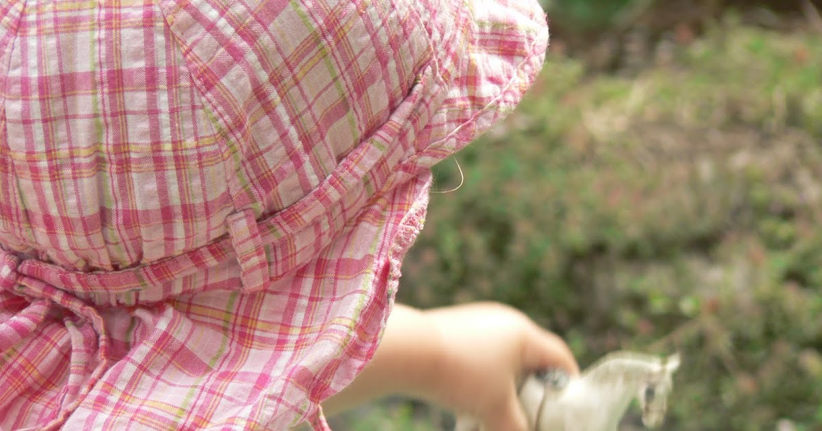 Mama Pea Pod: {Wordless Wednesday: Clip Clop}