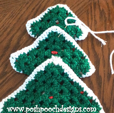 Posh Pooch Designs : Chunky Granny Square Christmas Tree Crochet ...